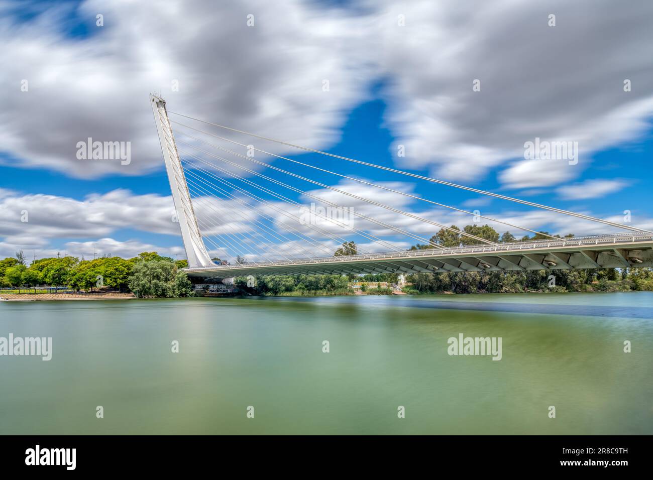 Puente del alamillo bridge hi-res stock photography and images - Alamy