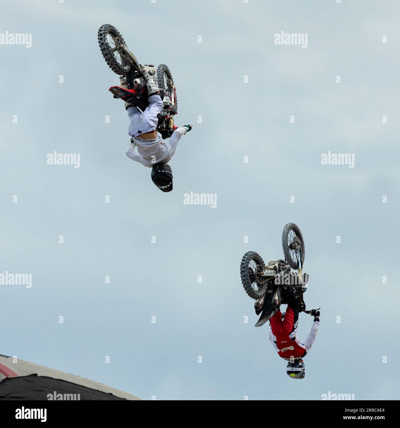 Amazing dirt bike tricks Stock Photo - Alamy