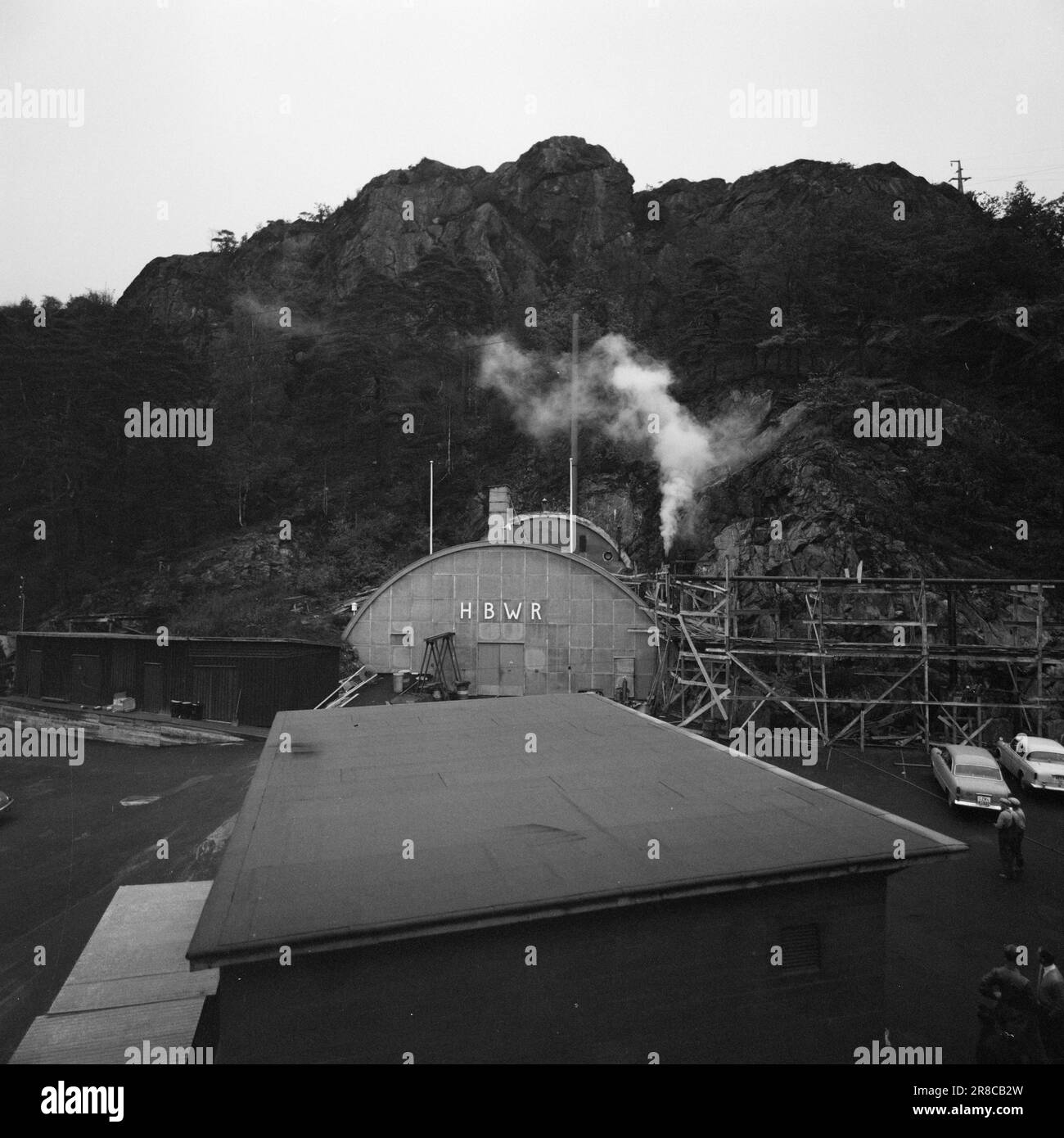 Actual 45-7-1960: For full atomic steam As the first country outside of ...