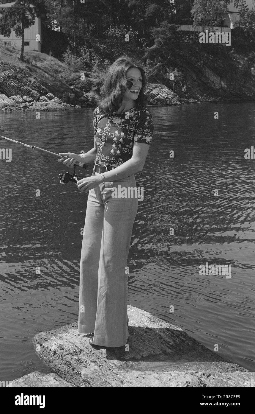 Current 21 - 1974: Wenche at homeWenche Myhre - from storming success ...