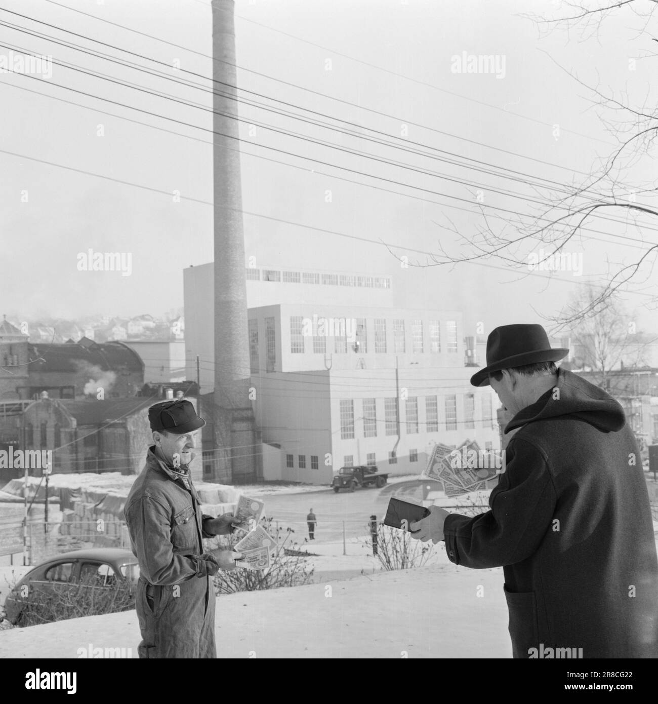 250 10 Black and White Stock Photos & Images - Alamy