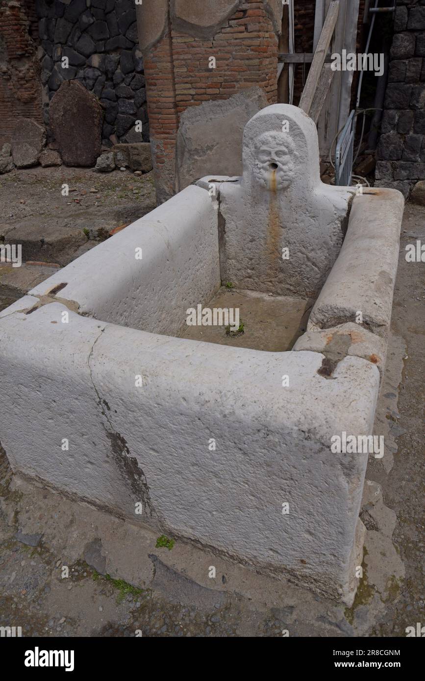 Italy water trough hi-res stock photography and images - Alamy