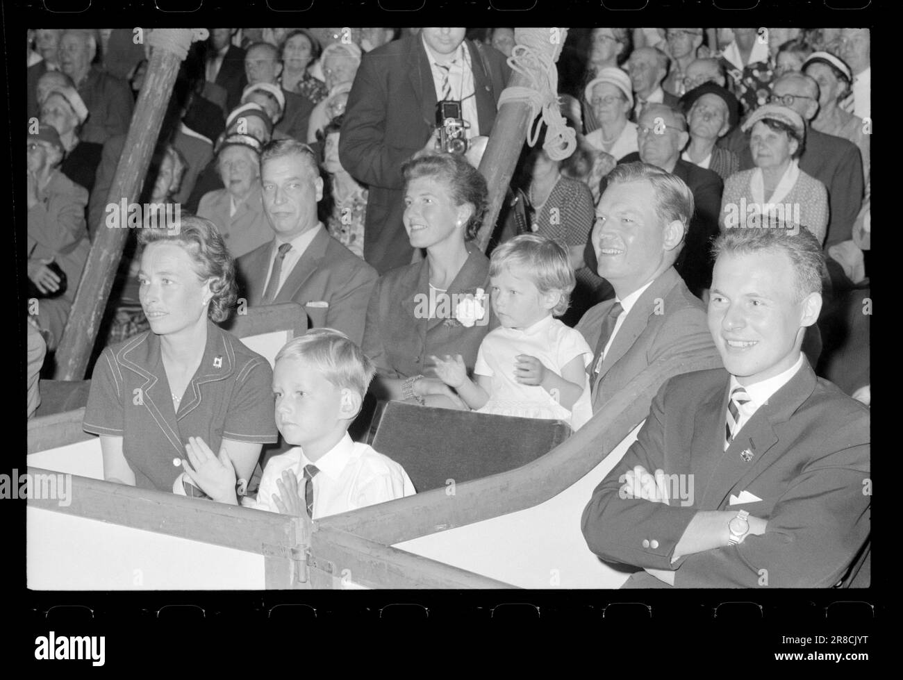 Current 38-7-1960: Simsalabim at Ola Narr Circus Arnardo held a ...