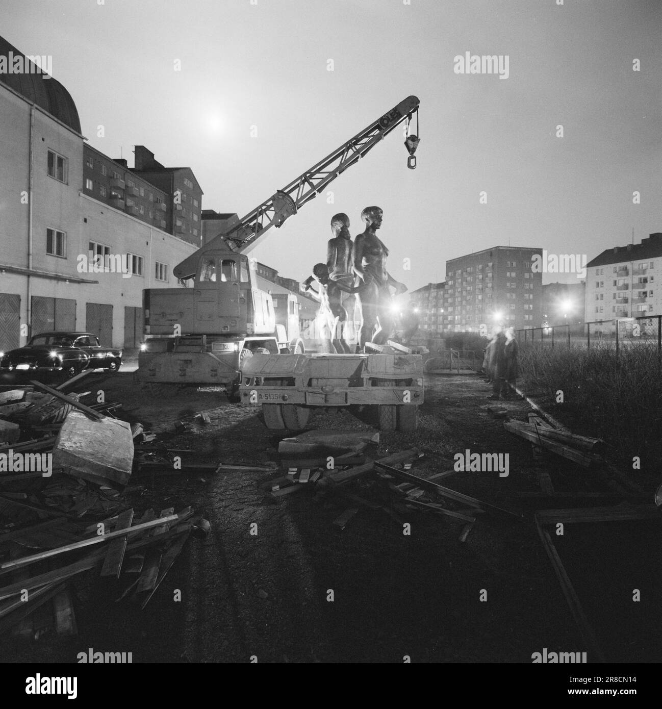 20 metre high 20 meters high Black and White Stock Photos & Images - Alamy