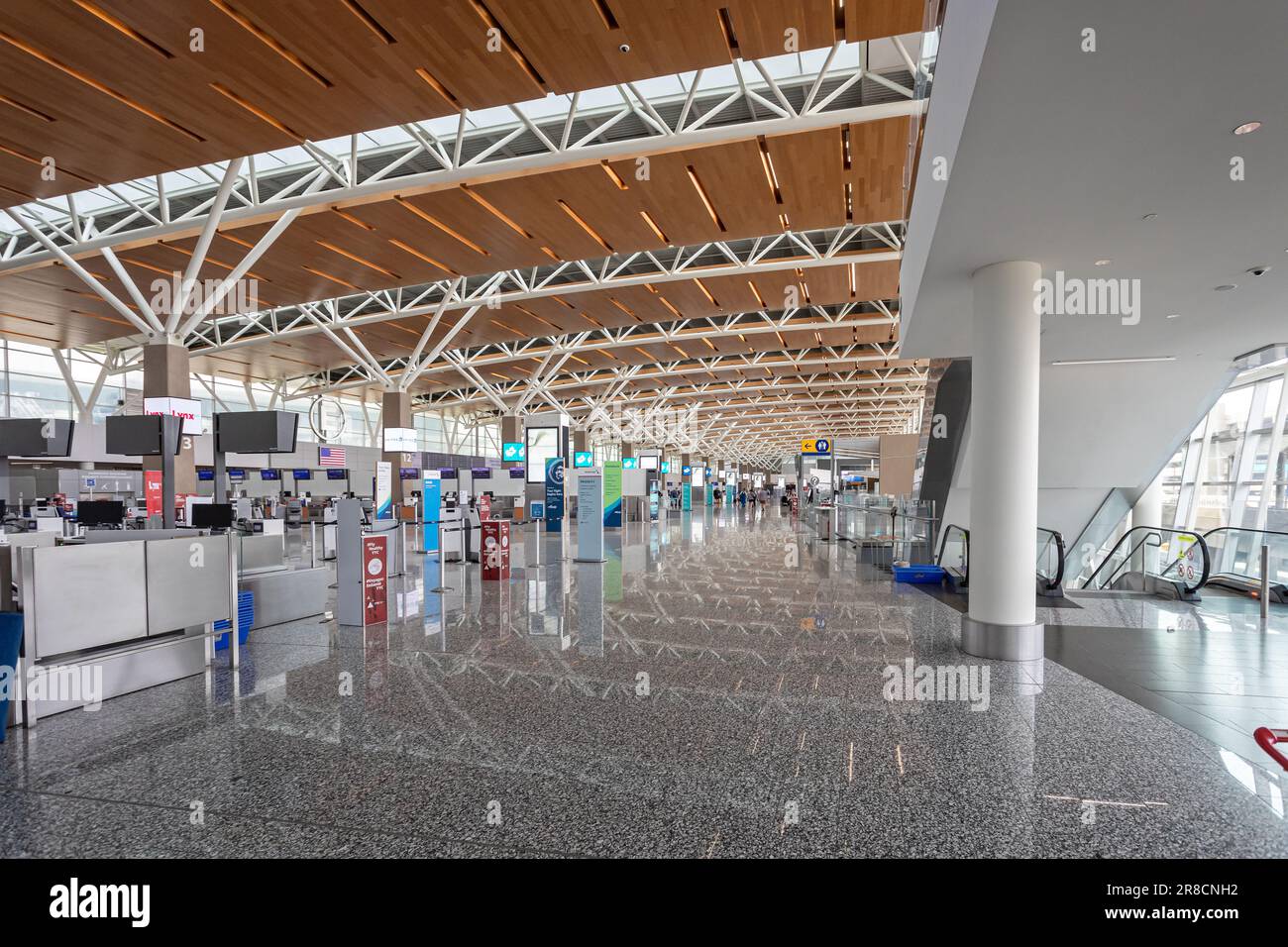 Calgary Airport International departure zone - check in zone - at ...