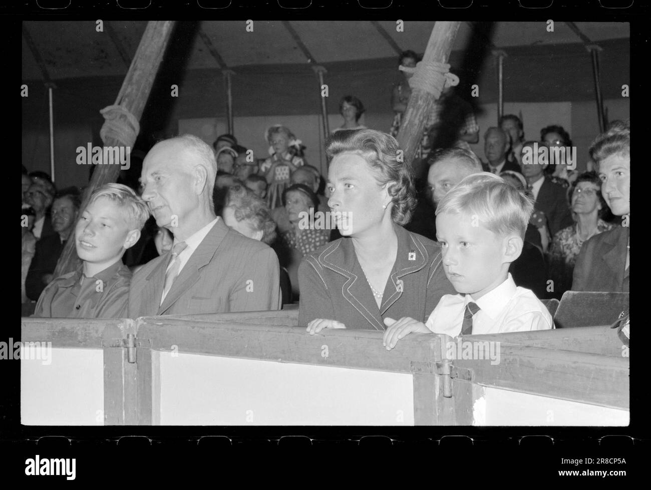 Current 38-7-1960: Simsalabim at Ola Narr Circus Arnardo held a ...