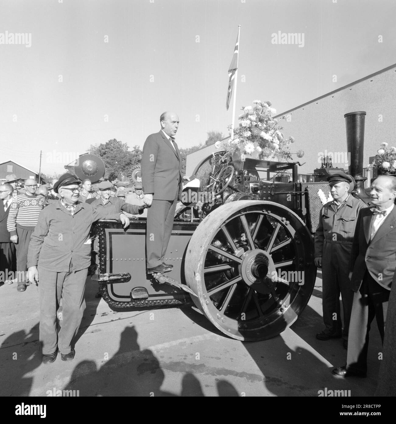Actual 44-8-1960 : Last journey. It has one cylinder and 35 horsepower ...