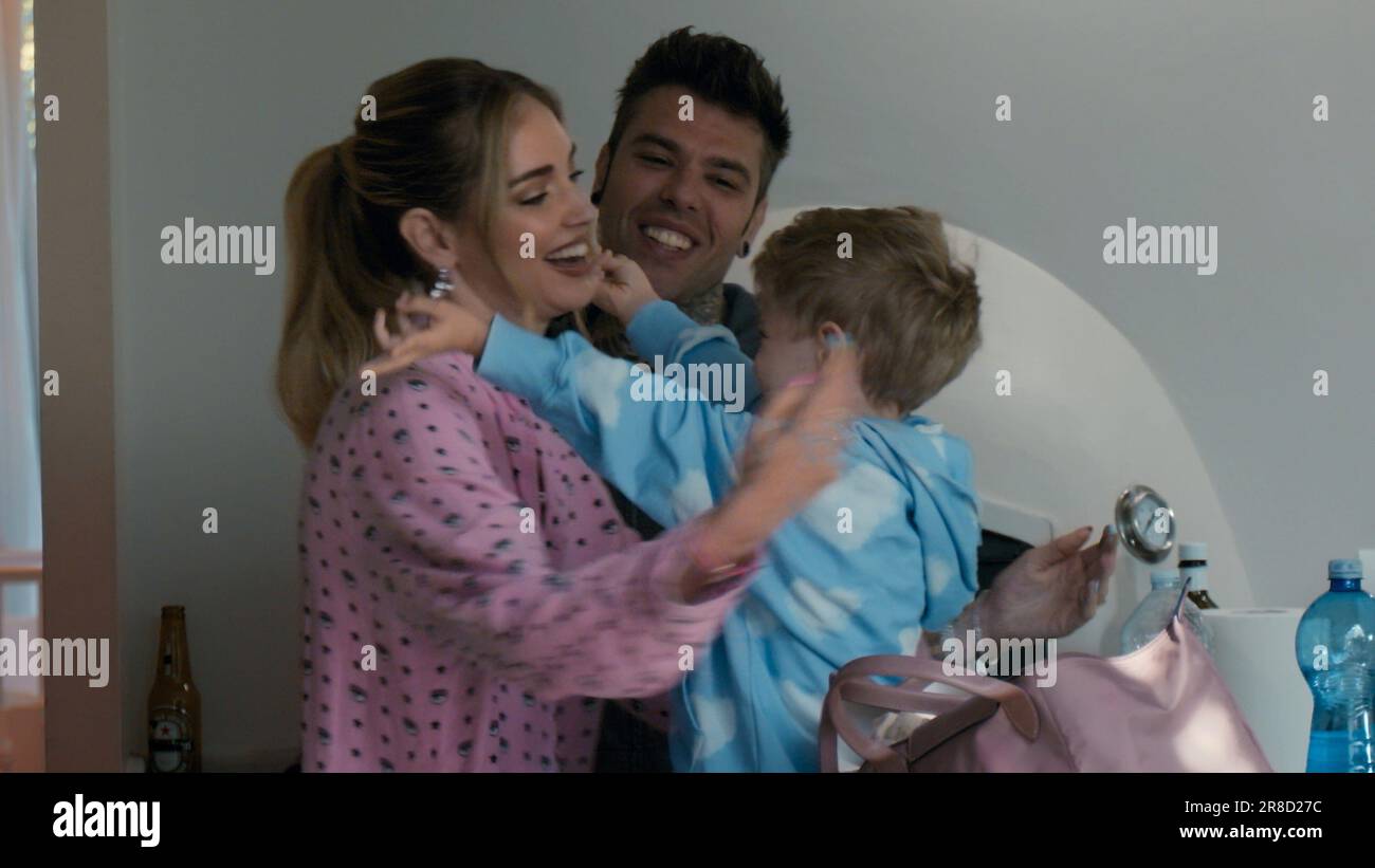 THE FERRAGNEZ, aka (THE FERRAGNEZ: LA SERIE), from left: Chiara ...