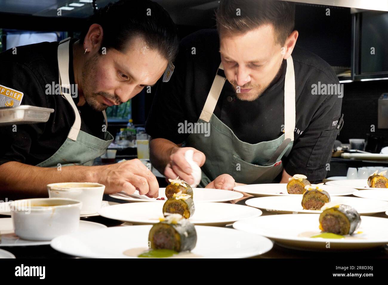 TOP CHEF, (aka TOP CHEF: WORLD ALL STARS), from left: contestant ...