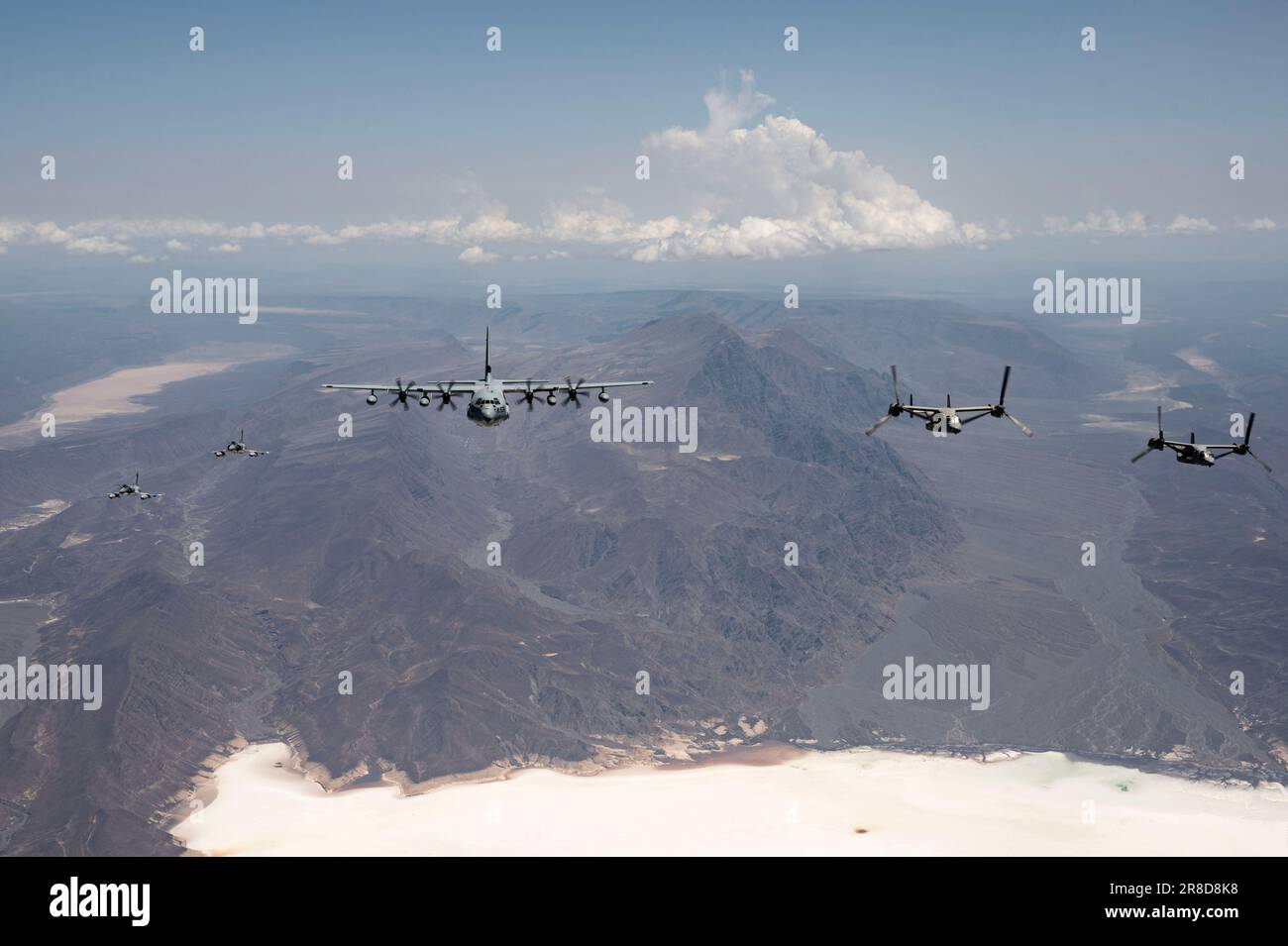 U.S. Marines assigned to Marine Medium Tiltrotor Squadron 364 (VMM-364 ...