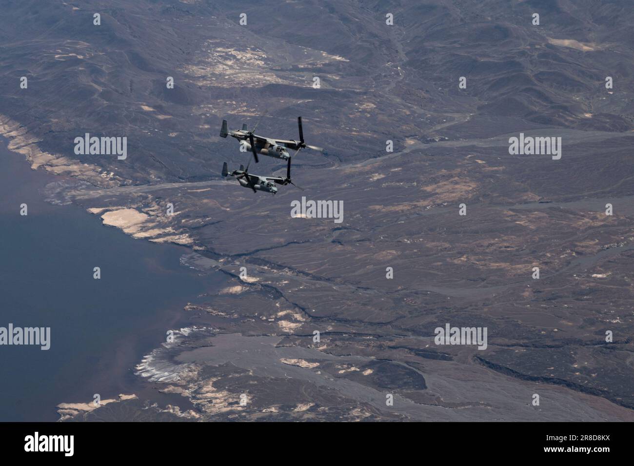 U.S. Marines assigned to Marine Medium Tiltrotor Squadron 364 (VMM-364 ...