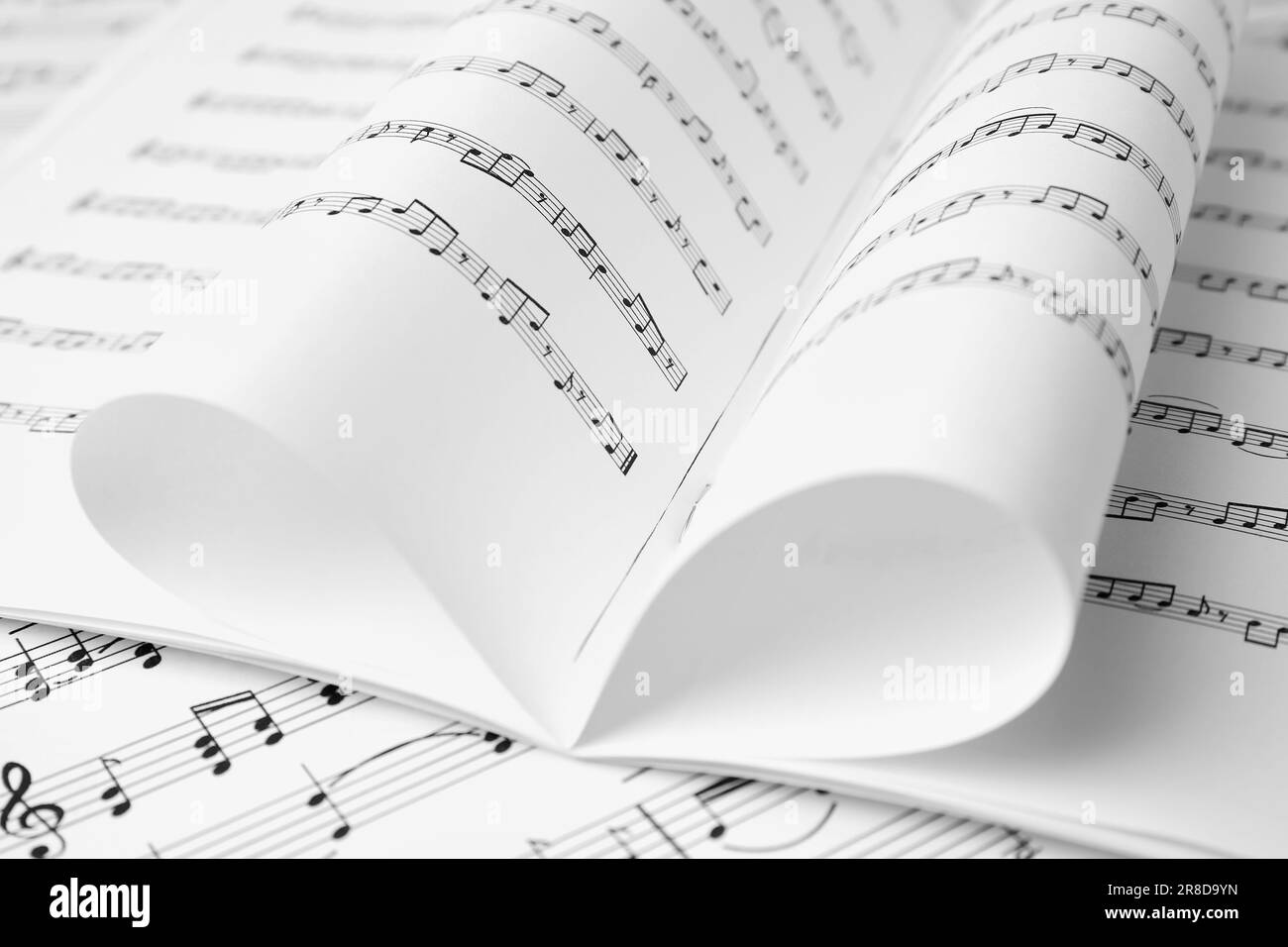 Music book musical notes Black and White Stock Photos & Images - Alamy
