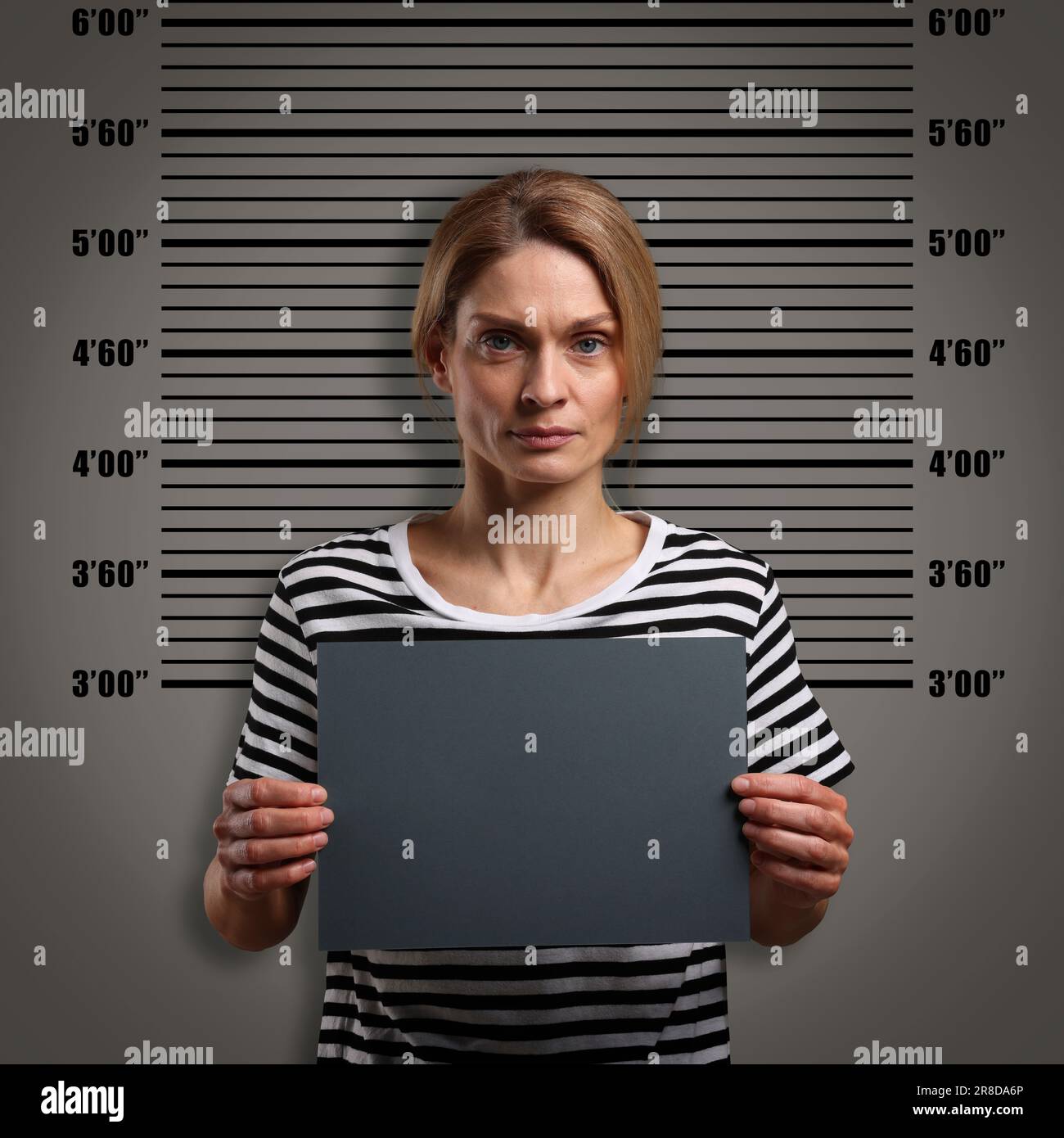 Police lineup mugshot board hi-res stock photography and images - Alamy