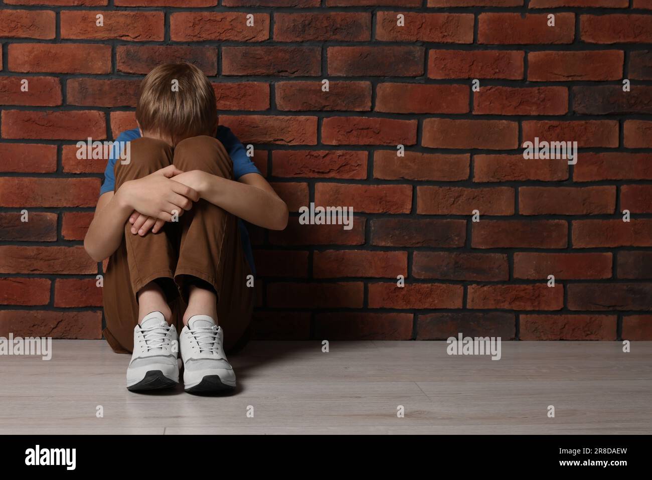 Bullying children scared and crying hi-res stock photography and images ...