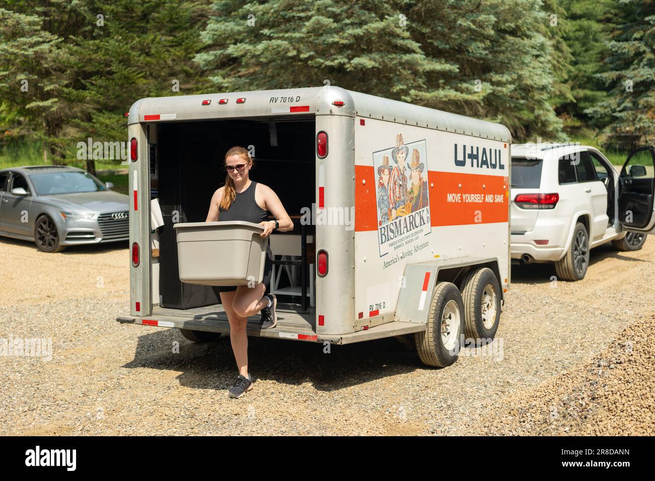 Unloading process hi-res stock photography and images - Alamy