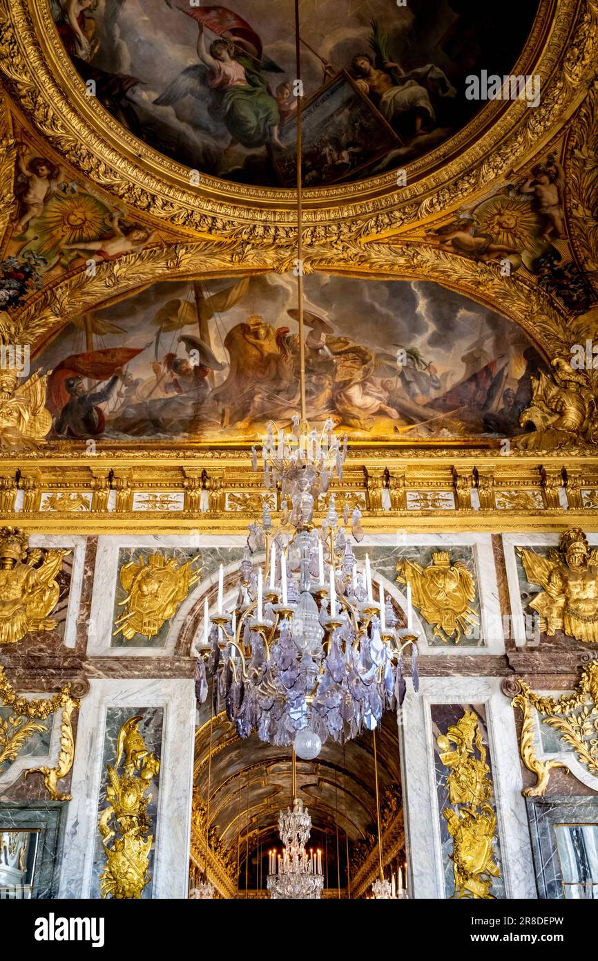 Palace of versailles interior hi-res stock photography and images - Alamy