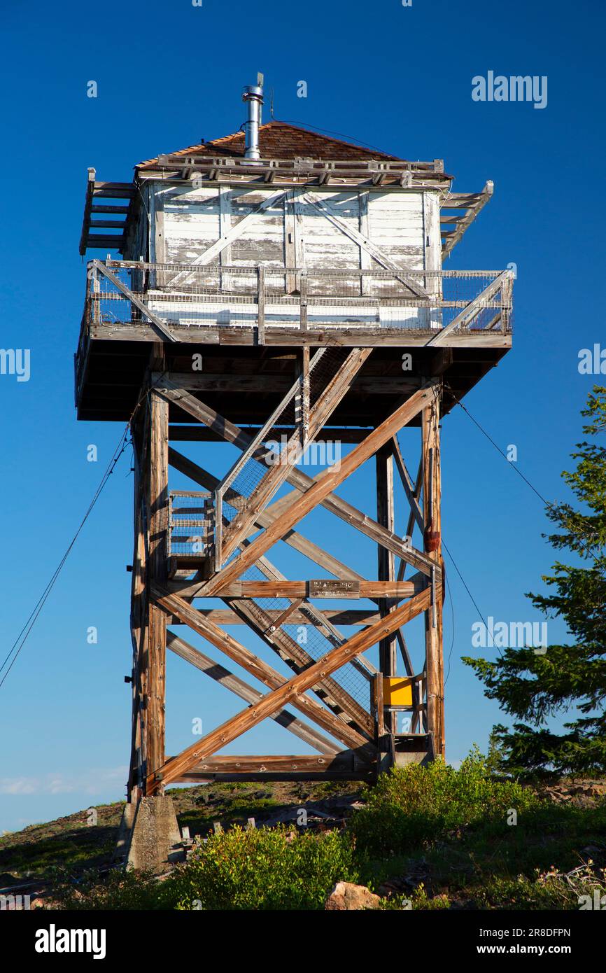 Illahee rock lookout hi-res stock photography and images - Alamy Illahee rock lookout hi-res stock photography and images - Alamy