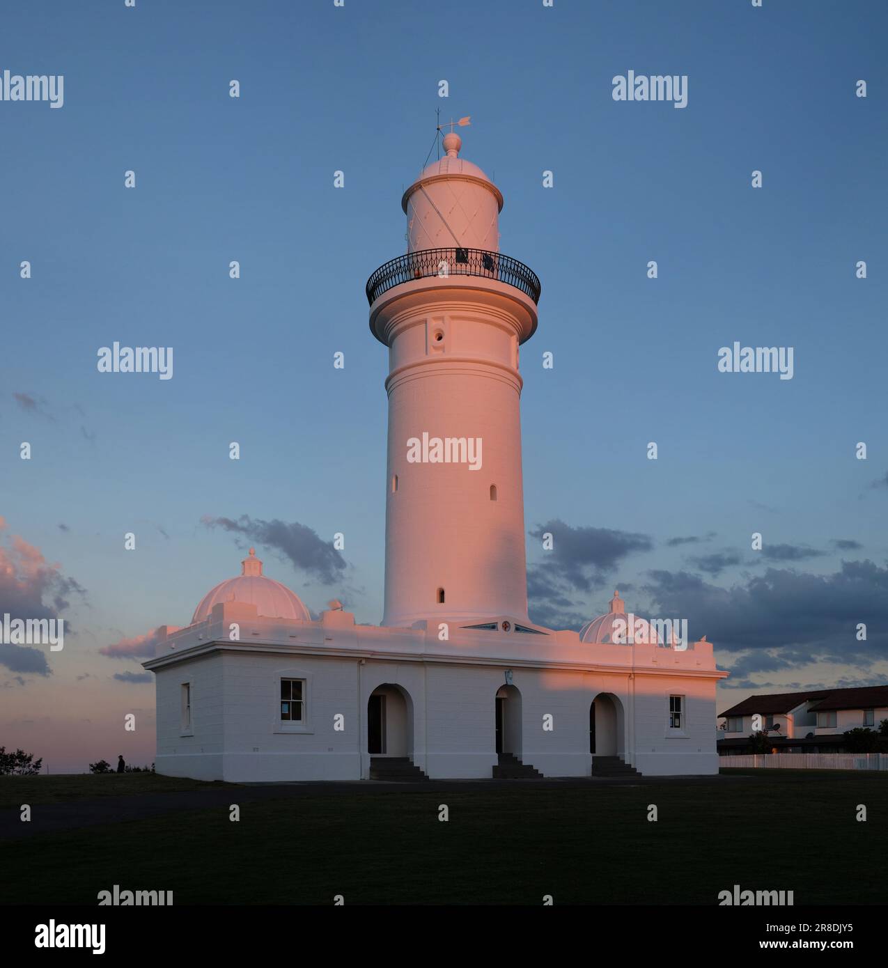 Macquarie Lighthouse pink light at Sunset - Vaucluse, Sydney, Australia ...