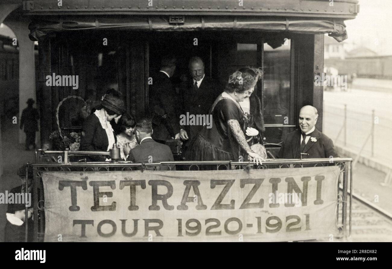 San Francisco, California, 1921 Opera soprano star Luisa Tetrazzini ...