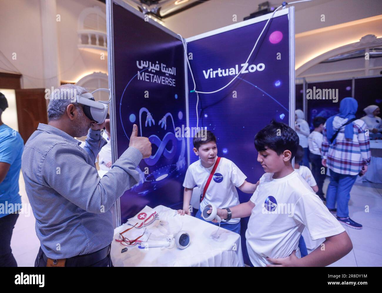 Gaza, Palestine. 20th June, 2023. Palestinian students show their ...