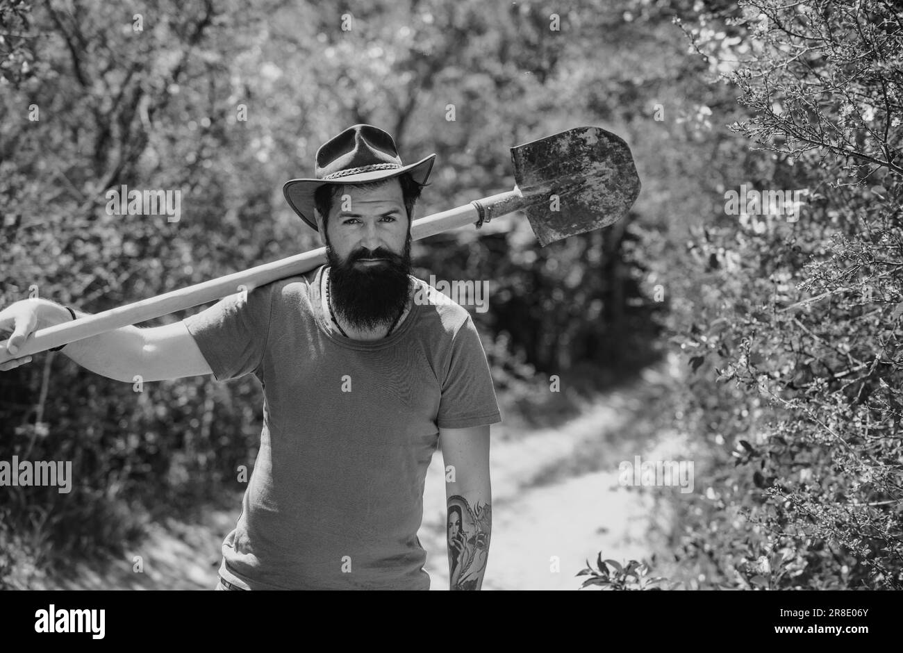 Cultivating gardener Black and White Stock Photos & Images - Alamy