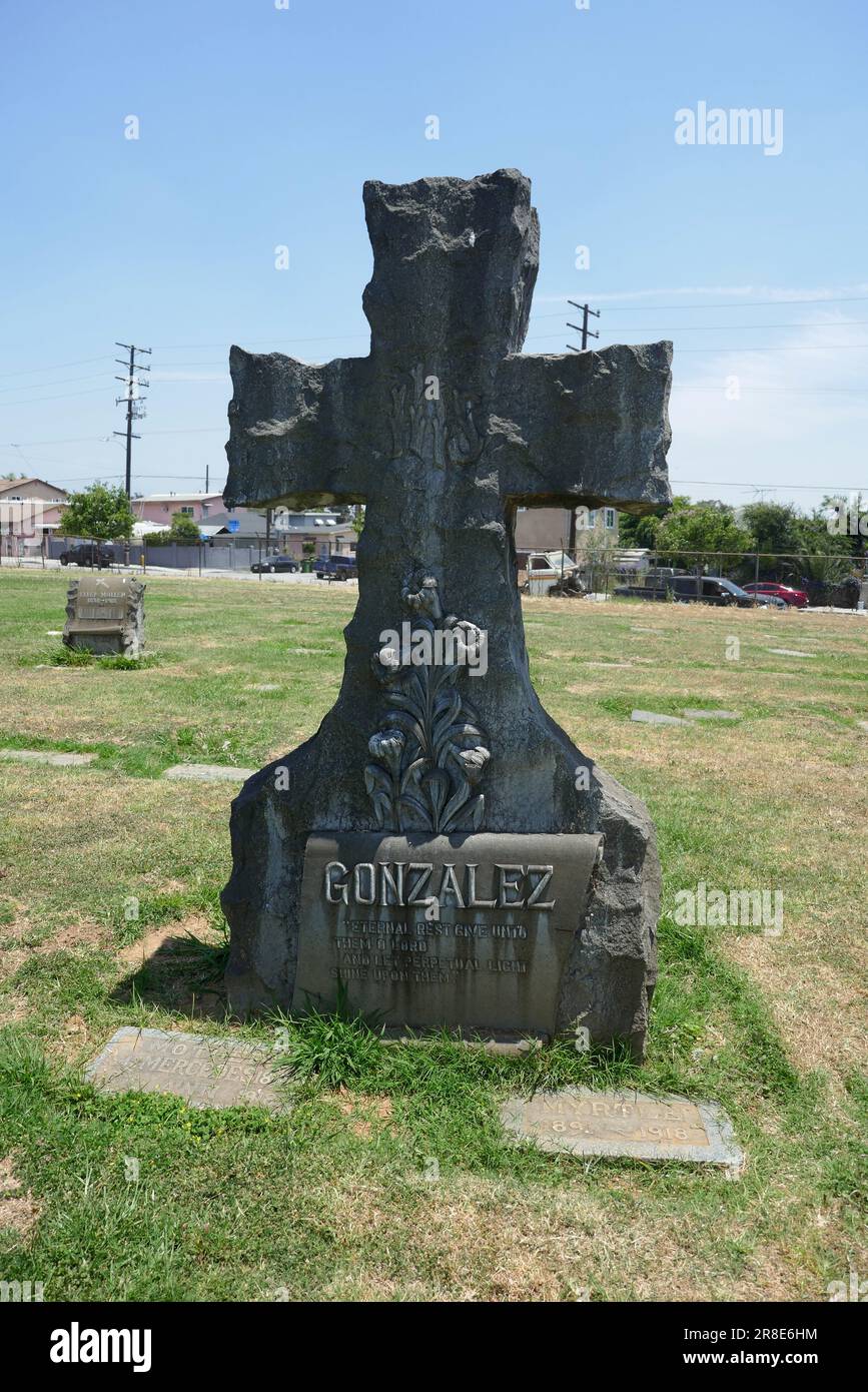 Los Angeles, California, USA 20th June 2023 Actress Myrtle Gonzalez Grave at Calvary Cemetery on ...