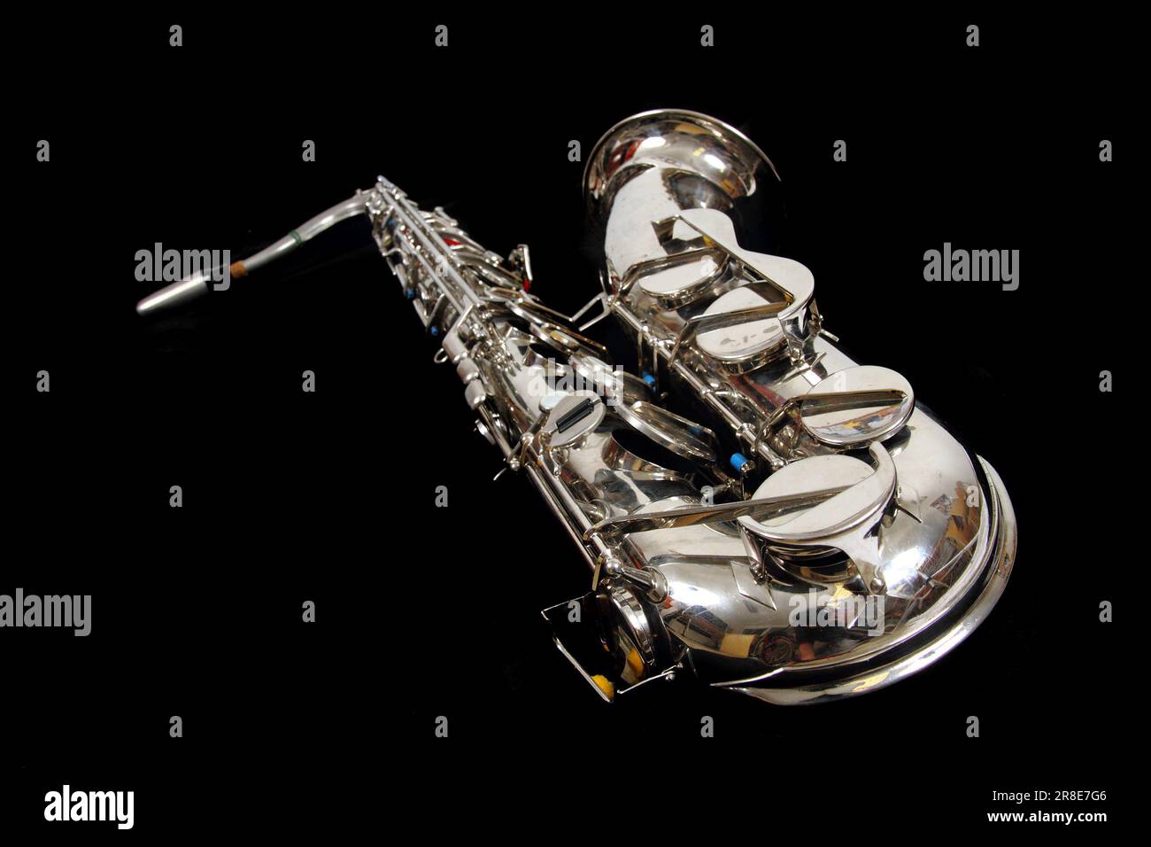 Silver sax hi-res stock photography and images - Alamy