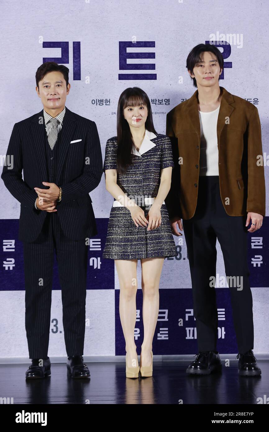 21st June, 2023. Movie 'Concrete Utopia' The stars of the new movie "Concrete Utopia" -- Lee ...