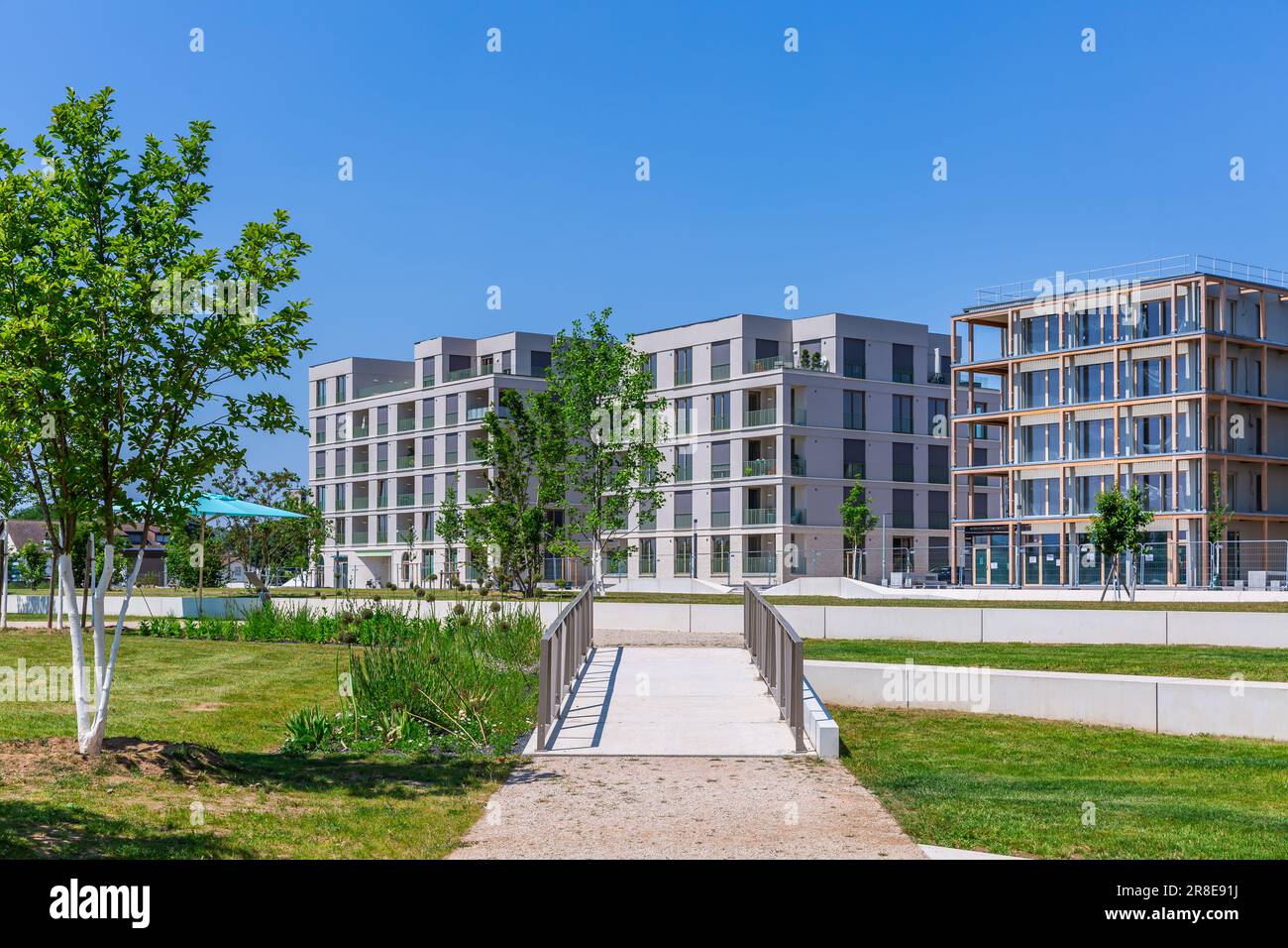 Large residential street new construction hi-res stock photography and ...