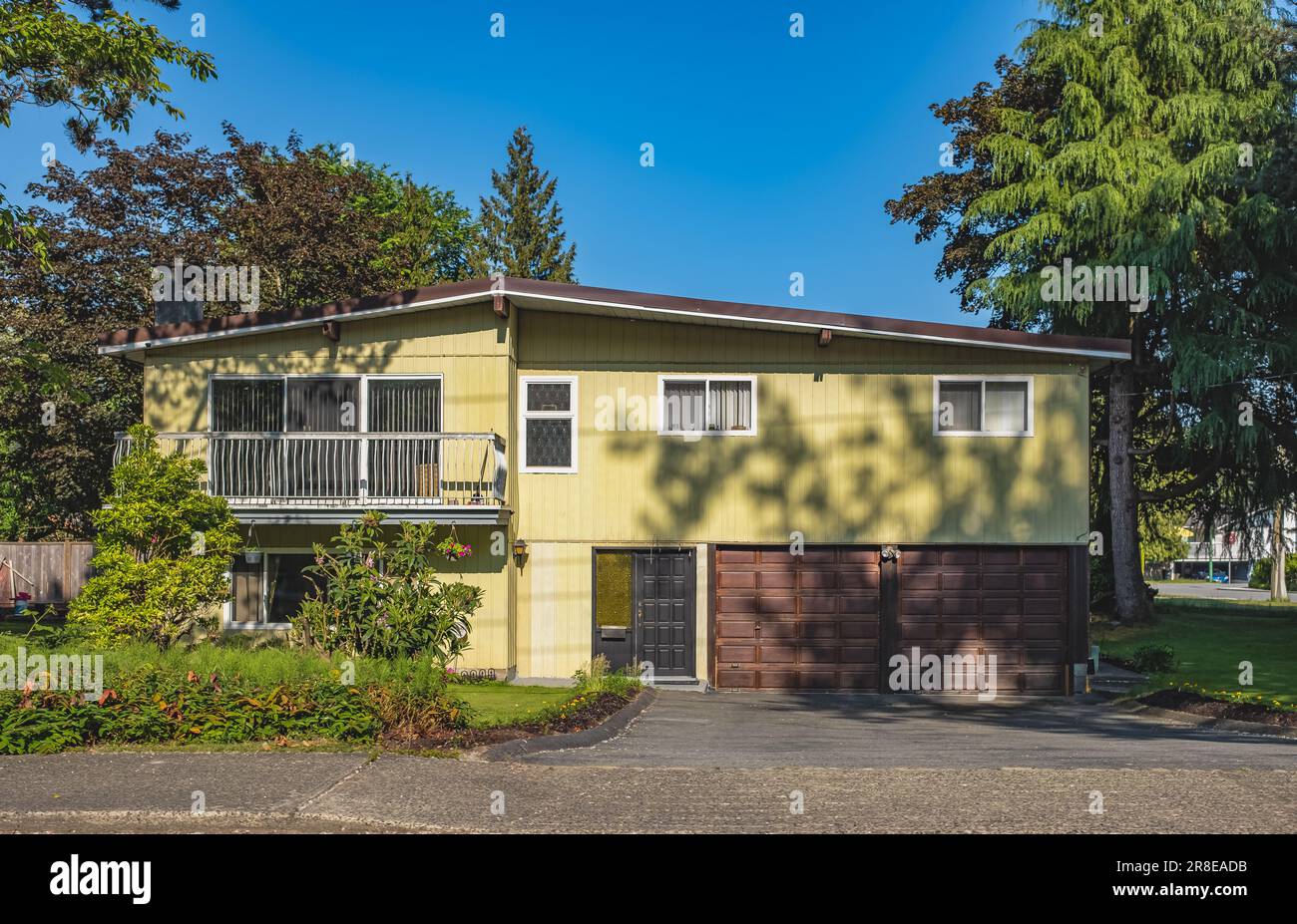 Beautiful exterior house in rural suburban neighborhood. Real Estate ...