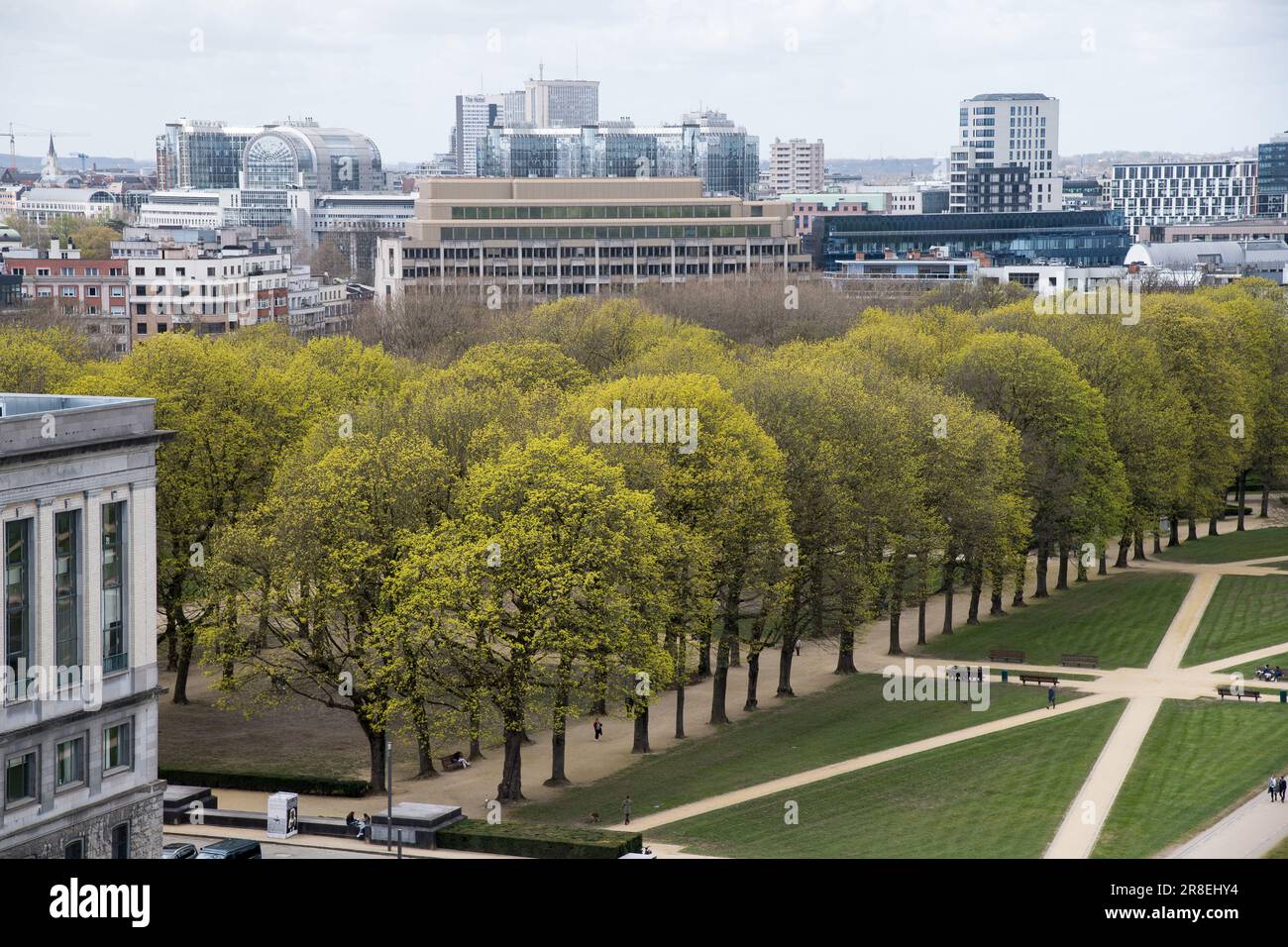 Parc du Cinquantenaire / Jubelpark, Breydel building, house of European ...