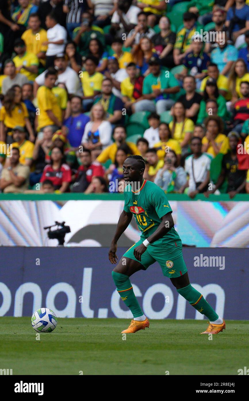 Sadio mane senegal football team hi-res stock photography and images ...