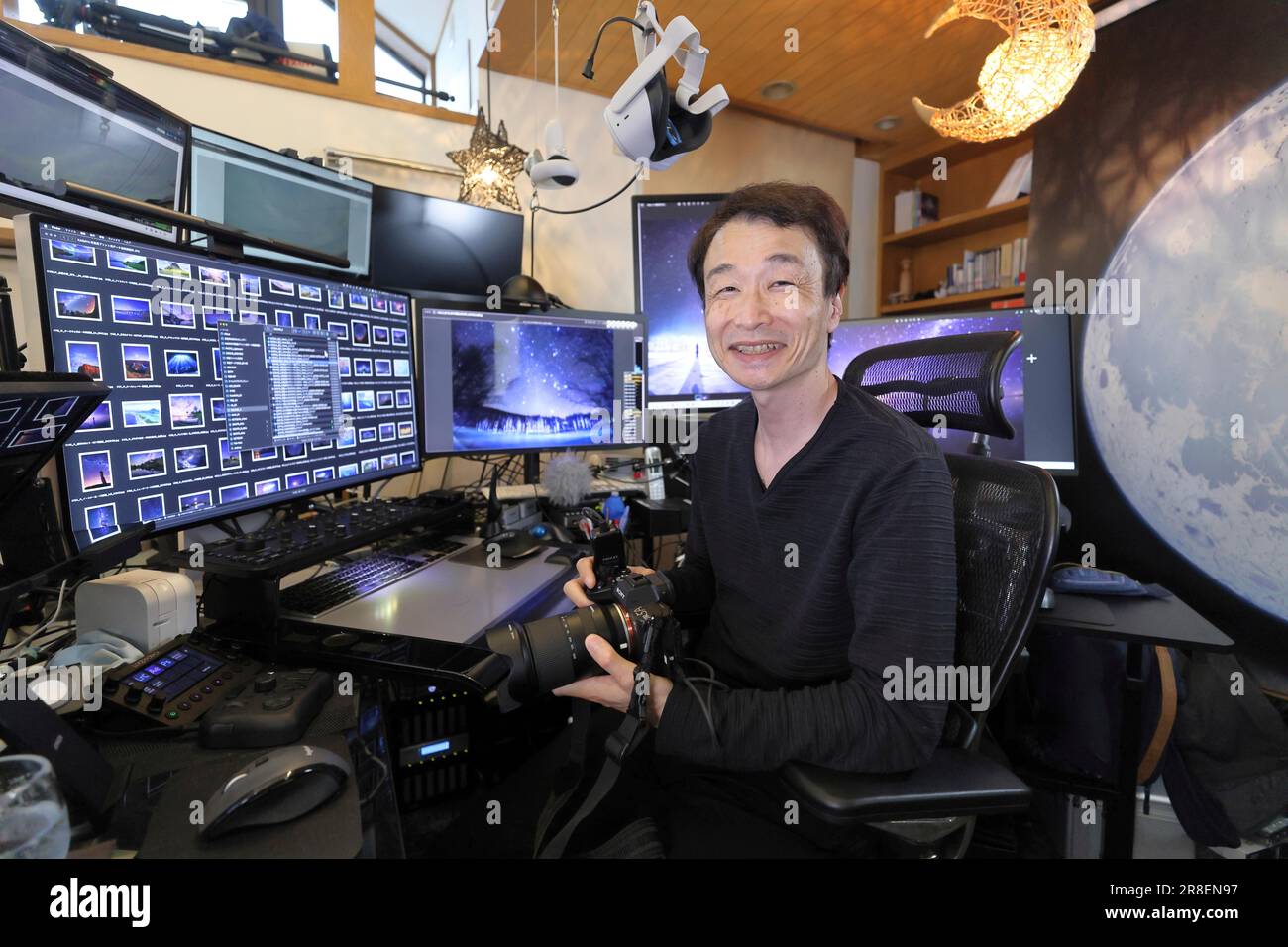 Japanese planetarium image creator, photographer and CG artist Kagaya ...