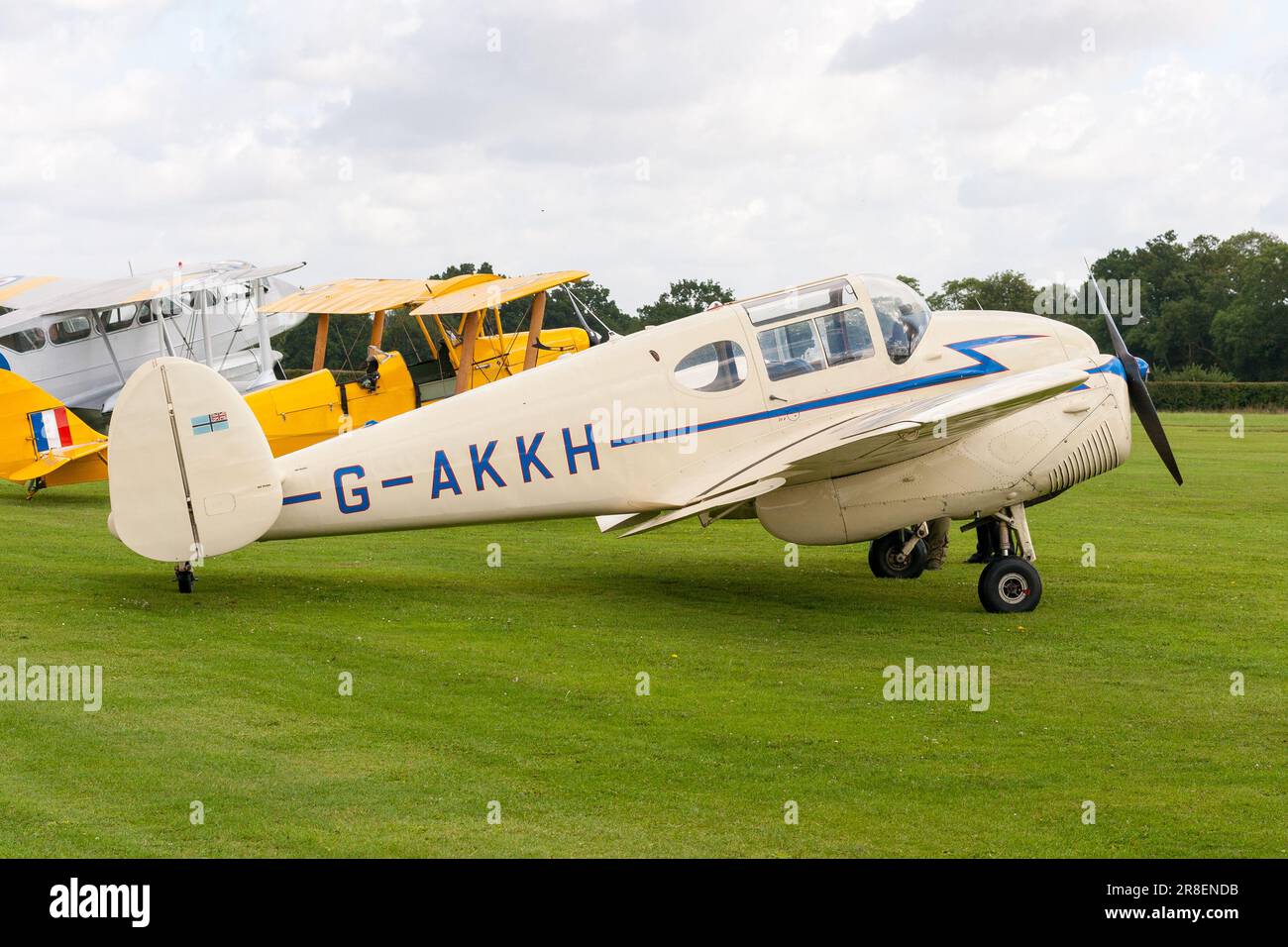 A Flying Day with G-AKKH, a Gemini aeroplane, at the Shuttleworth ...