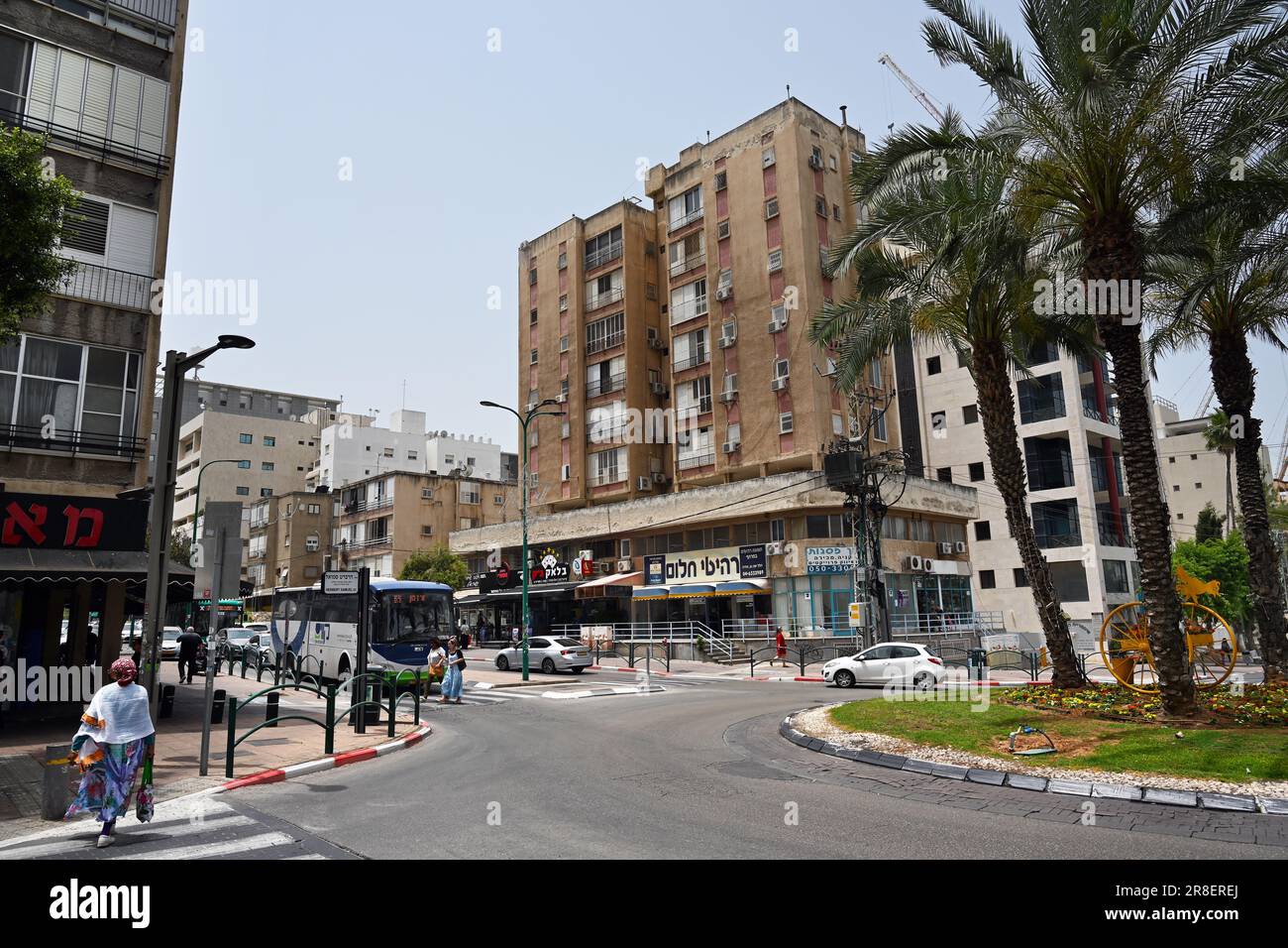 Hillel yafe street hi-res stock photography and images - Alamy