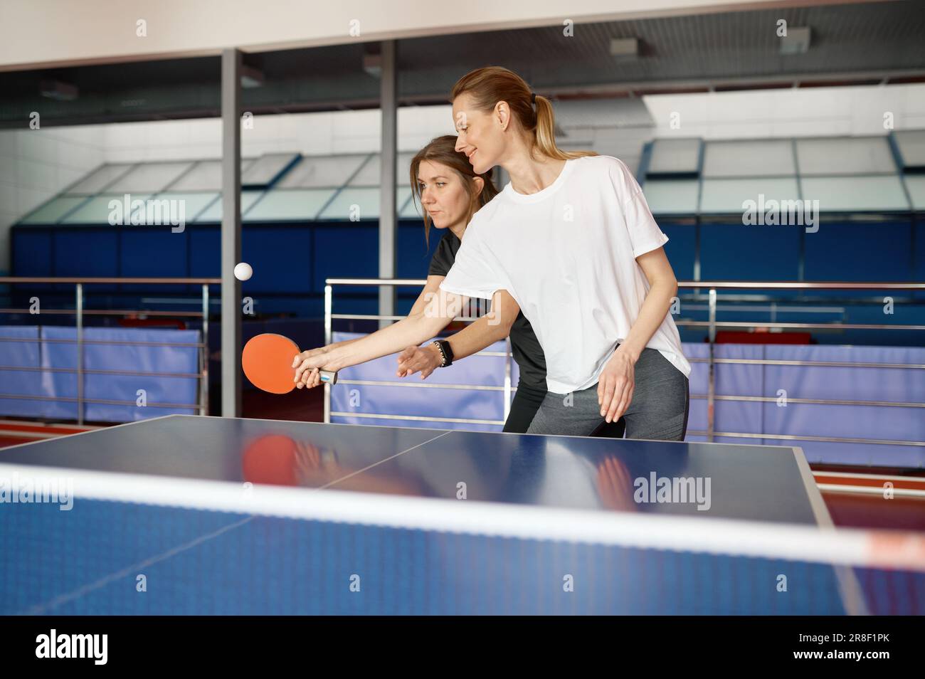 Adult friends table tennis hi-res stock photography and images - Alamy