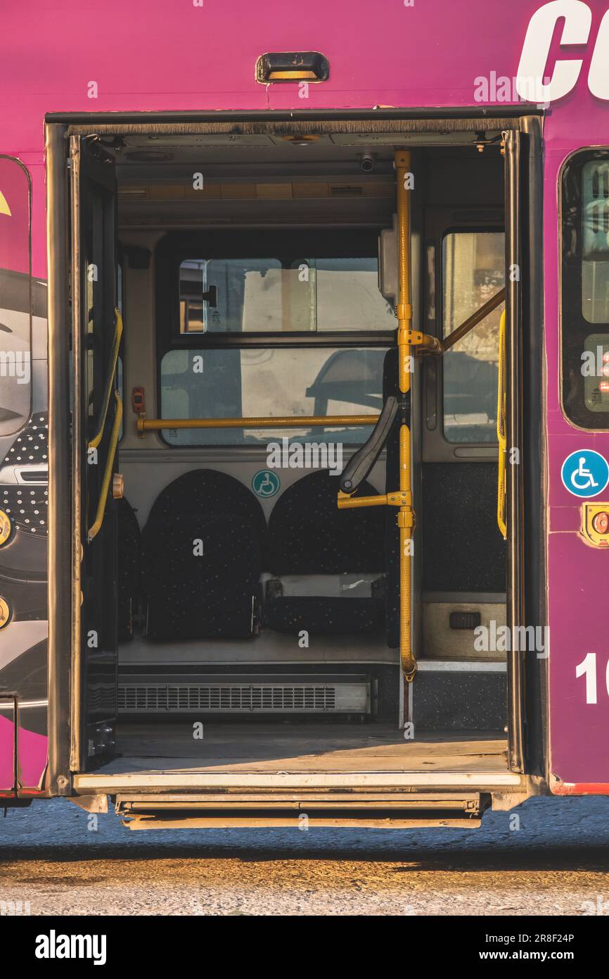 Double decker bus doors / entrance Stock Photo - Alamy
