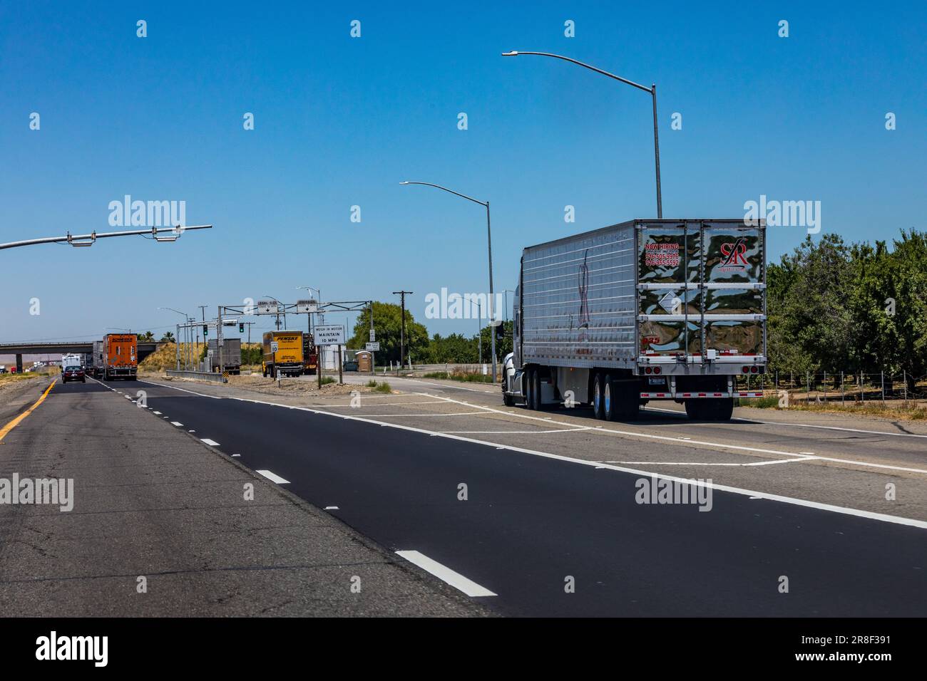 The Highway Patrols weigh station on Interstate 5 at Santal Nella ...