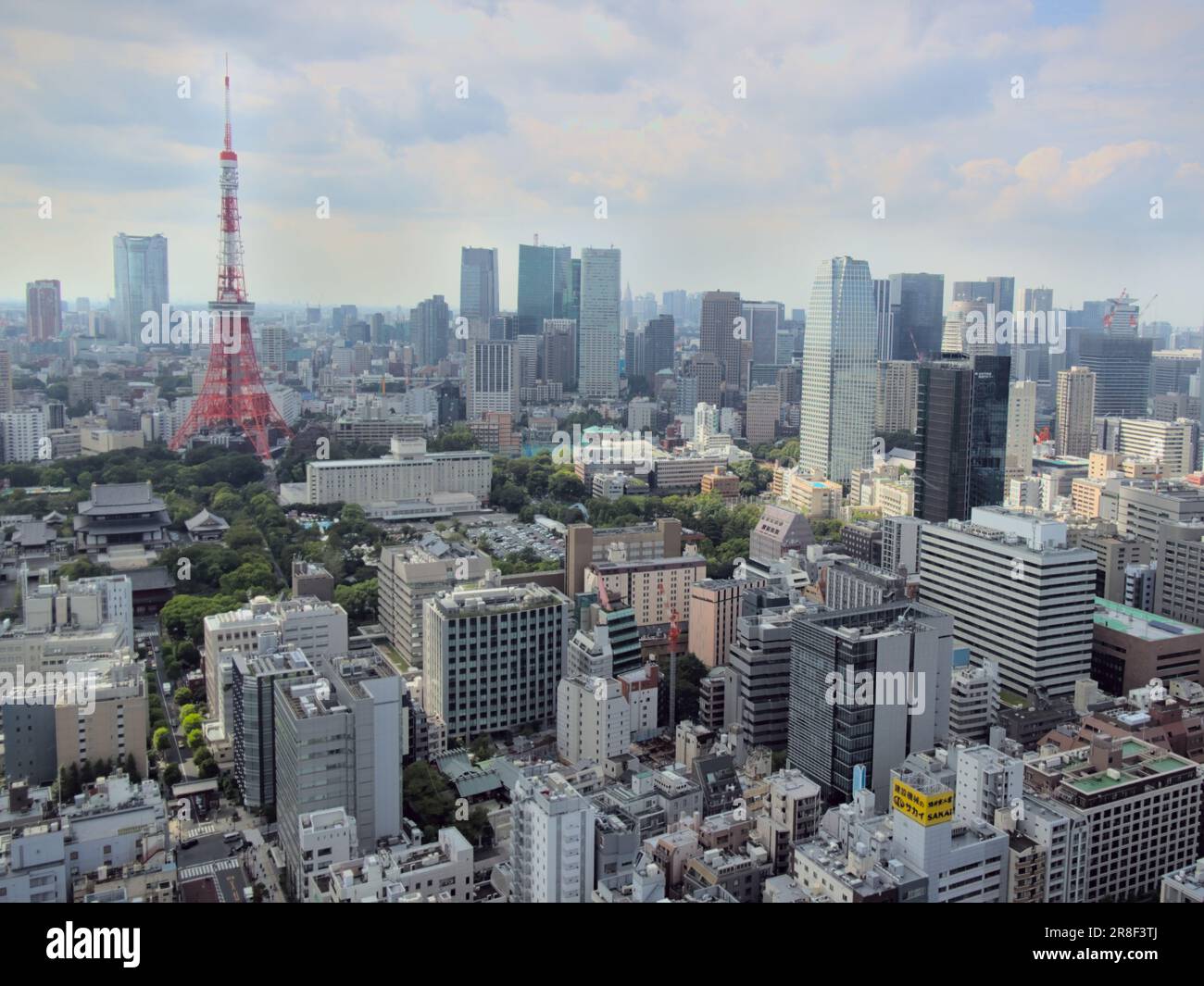 View of the Tokyo Tower, Shiba Park and Thibadaimon from the Seaside Top Observatory Stock Photo ...