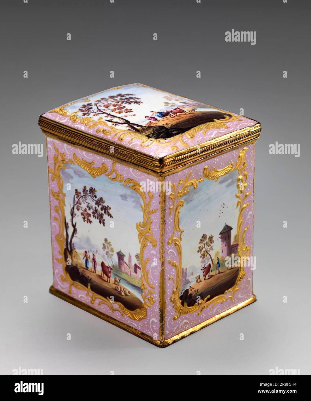 Canister 1800 hi-res stock photography and images - Alamy