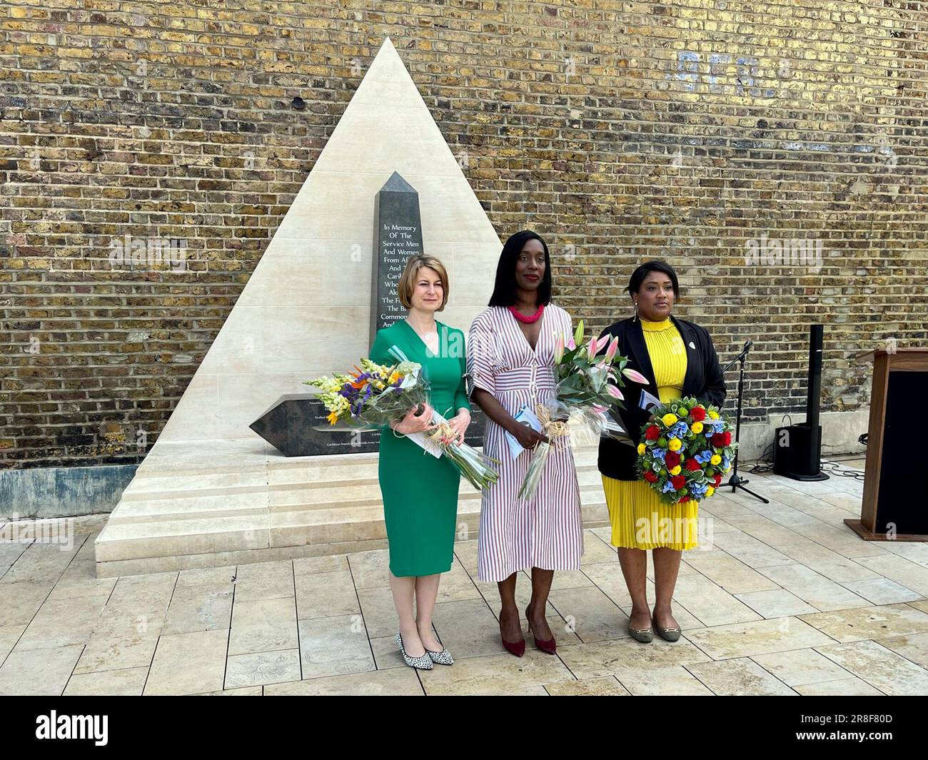 Florence eshalomi hi-res stock photography and images - Alamy