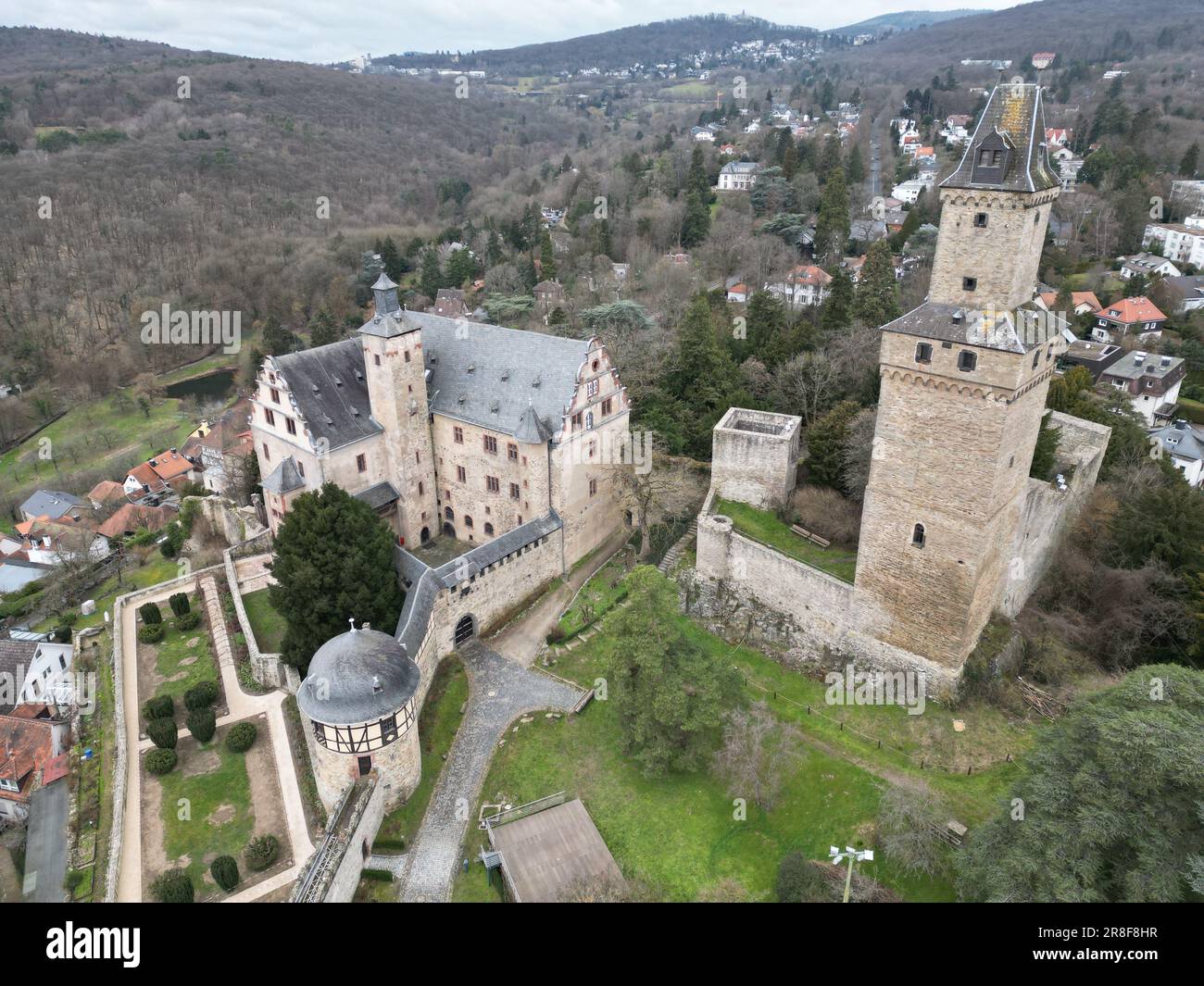Castle kronberg kronberg in taunus hi-res stock photography and images ...