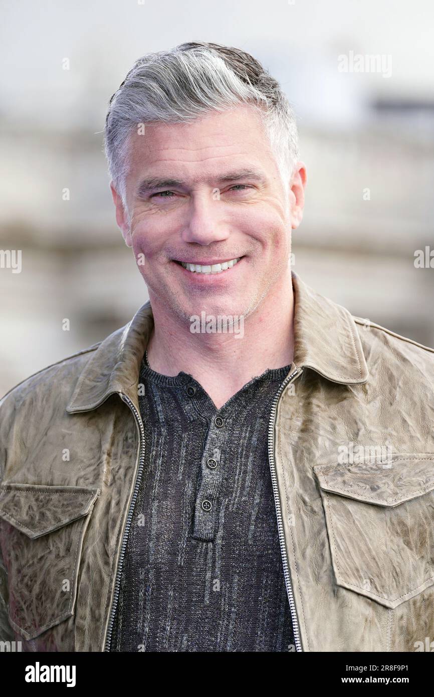 Anson Mount attends the Star Trek: Strange New Worlds photo call at ...