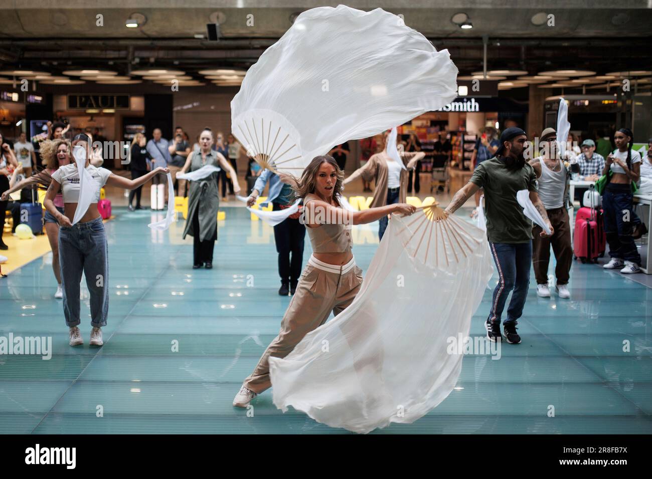 One of the performances at Terminal T4 of Adolfo Suárez Madrid-Barajas Airport, on June 21, 2023 ...