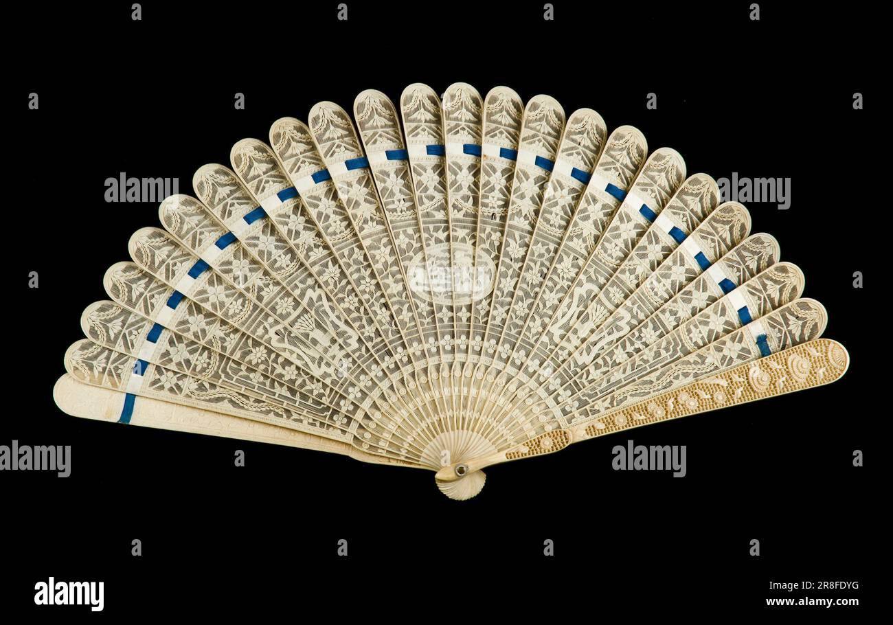 Chinese fan museum hi-res stock photography and images - Alamy