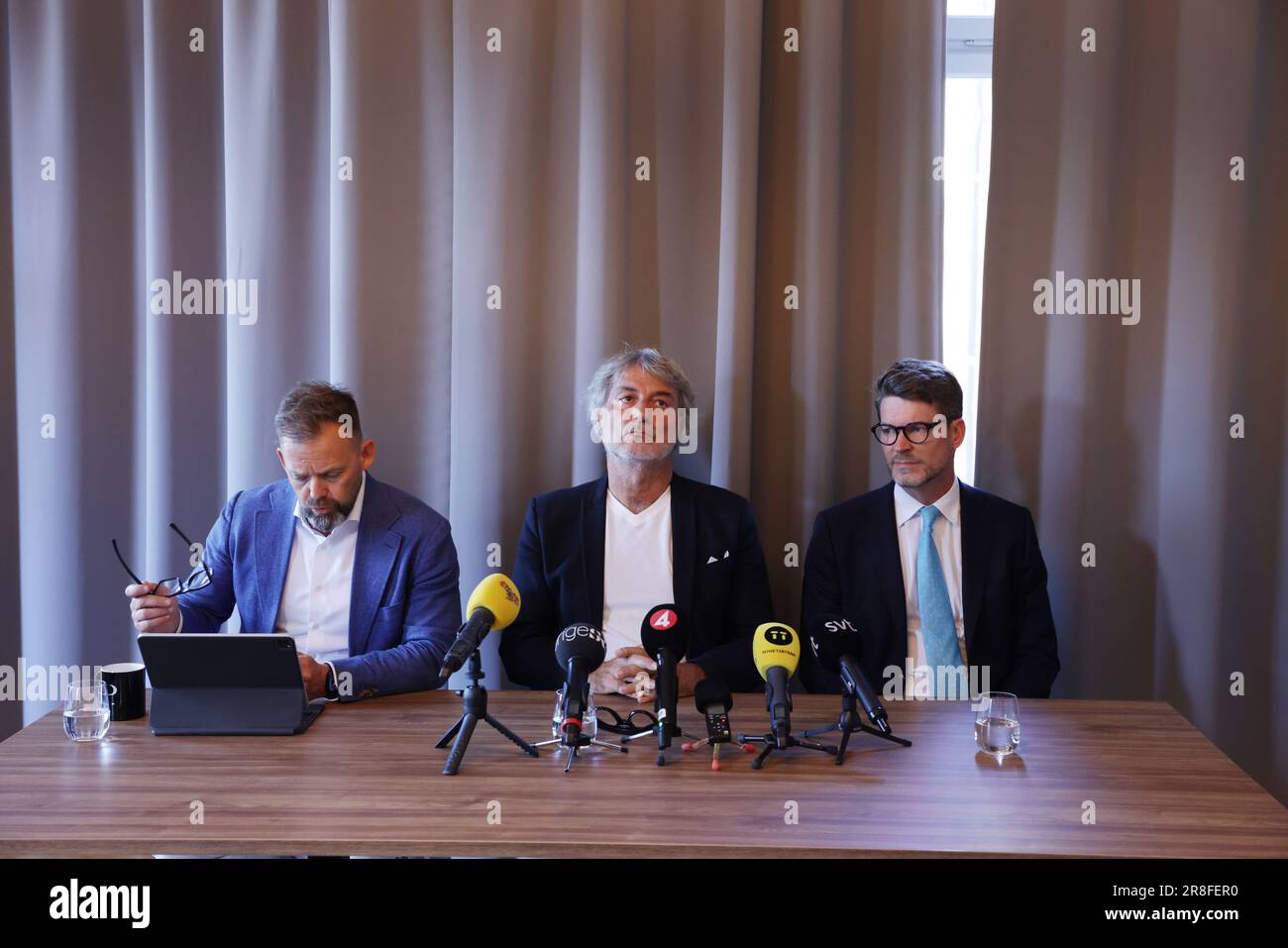 Italian surgeon Dr. Paolo Macchiarini, center, and his Defence Attorney ...