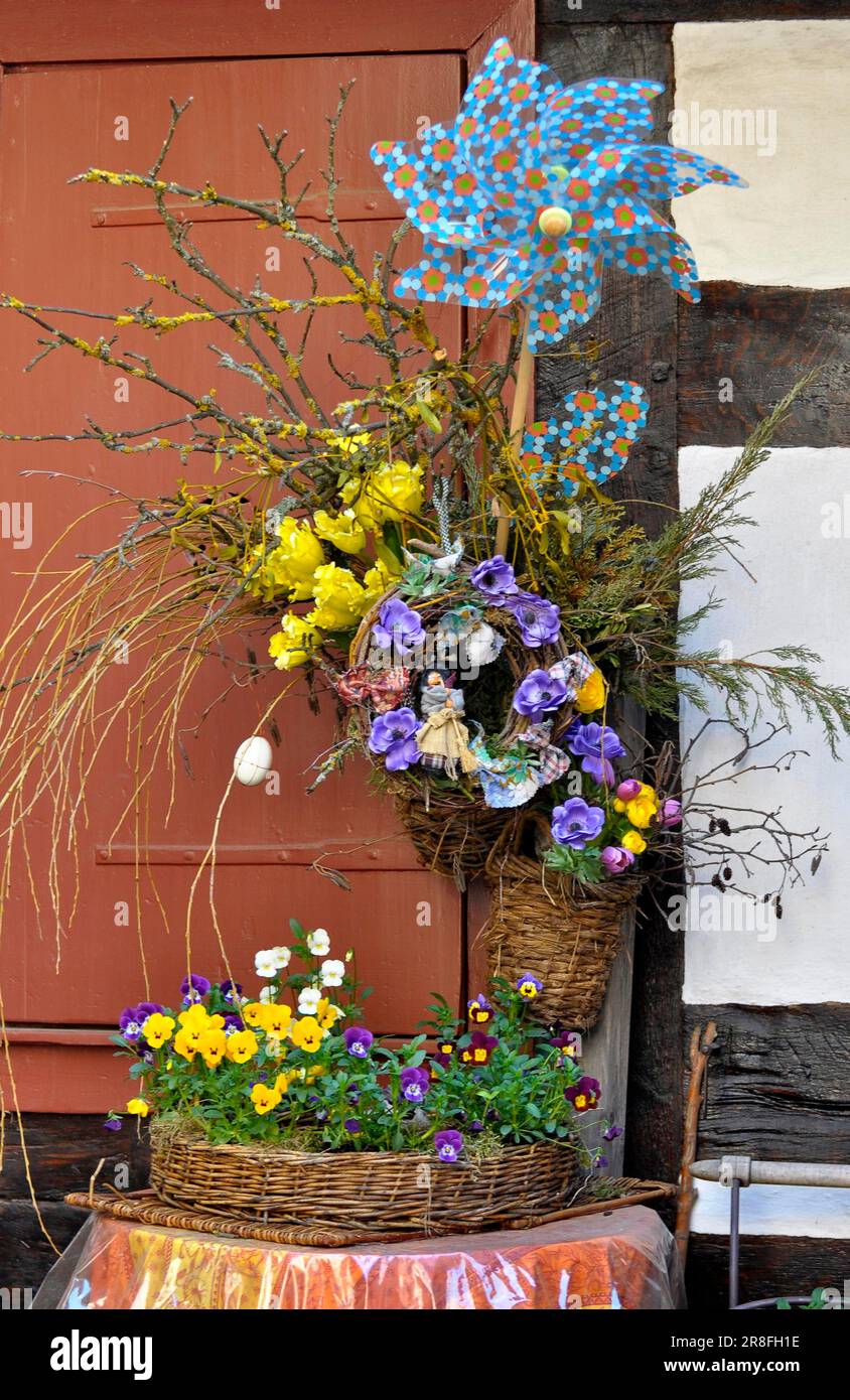 Spring Arrangement, Easter Arrangement Stock Photo - Alamy