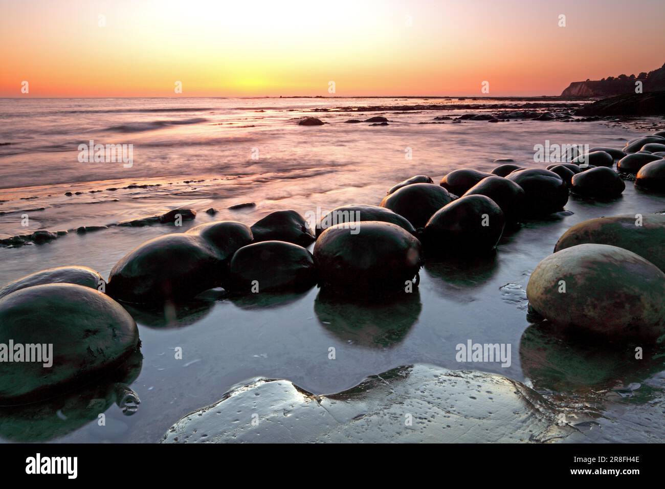 Bowling Ball Beach, Schooner Gulch, Point Arena, Kalifornien, USA Stock ...