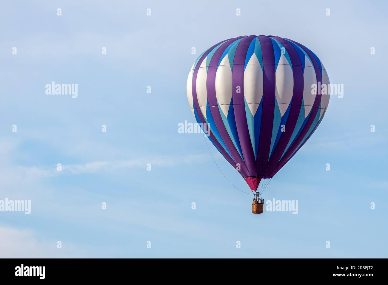 Hot air ballooning Stock Photo - Alamy