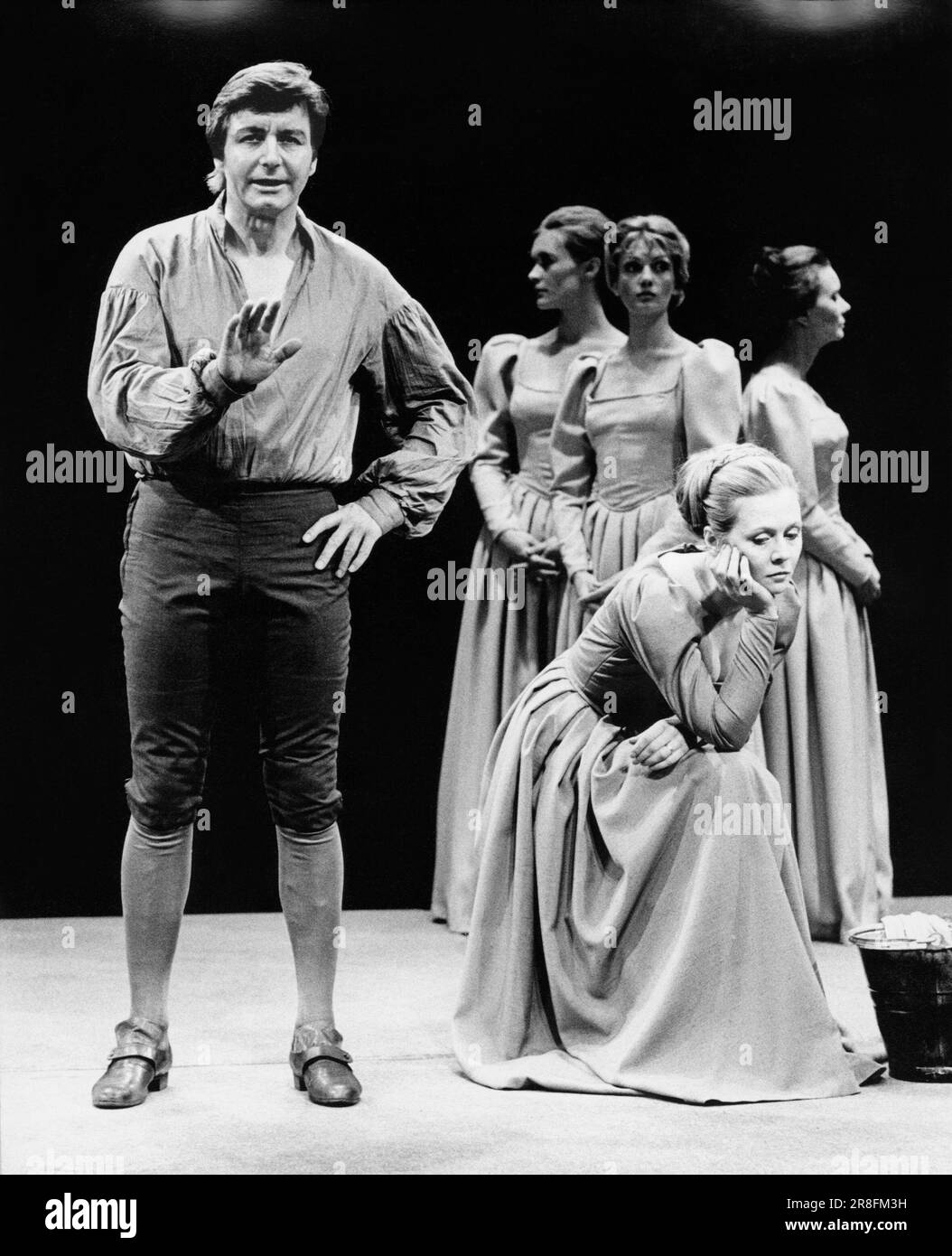 Angela thorne hi-res stock photography and images - Alamy